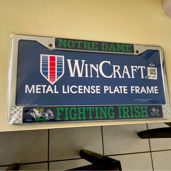 Wincraft | Accessories | Notre Dame Chrome Laser Cut License Plate ...
